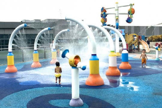 Free Mall Water Play Areas - Singapore for Kids - World Top Top