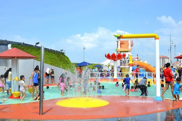 Free Mall Water Play Areas - Singapore for Kids - World Top Top